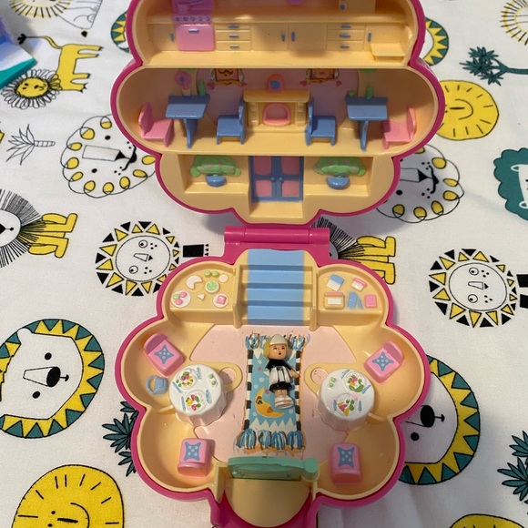 Blue Bird | Toys | 99 Polly Pocket Mr Frys Restaurant Bluebird Toys ...